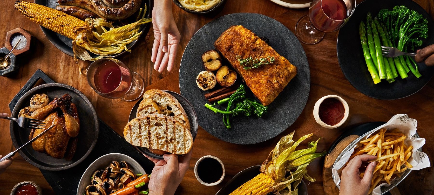 Singapore Buffet Restaurant | JW Marriott Singapore South Beach